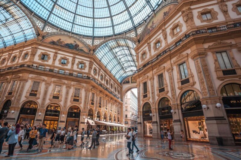 Milan: Insta-Perfect Walk with a Local - What Could Be Improved?