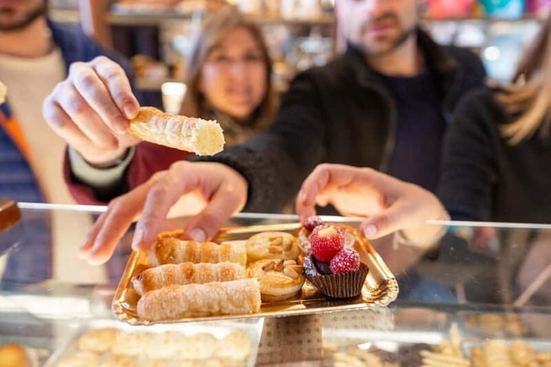 Milan: Isola District Walking Tour with Food Tastings - Key Points