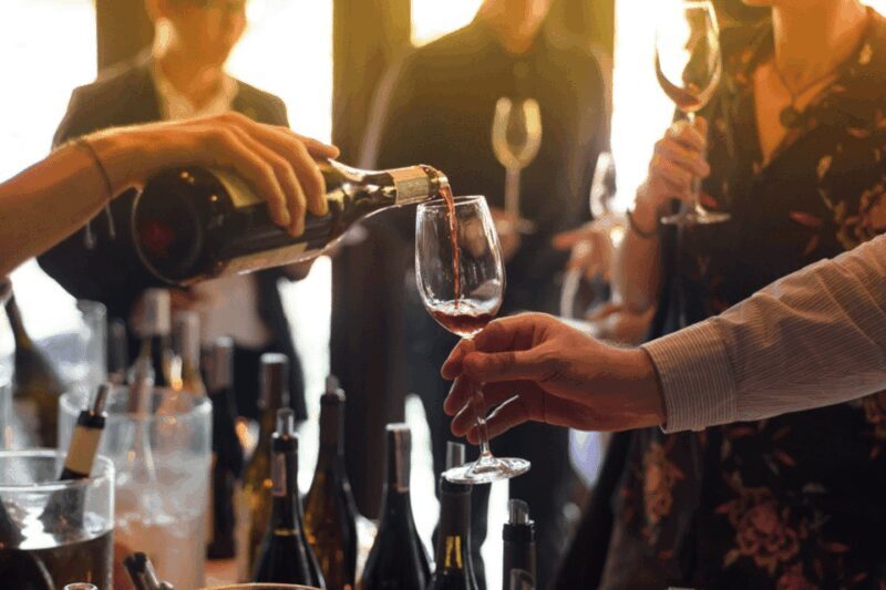 Milan: Italian Red Wine Tasting with Local Host in Terrace - Milan: Italian Red Wine Tasting with Local Host in Terrace