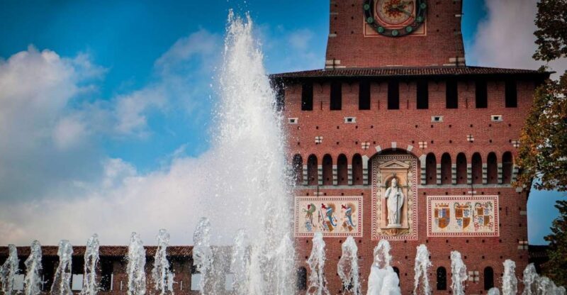 Milan: Leonardo da Vinci Life Walking Tour - Key Points