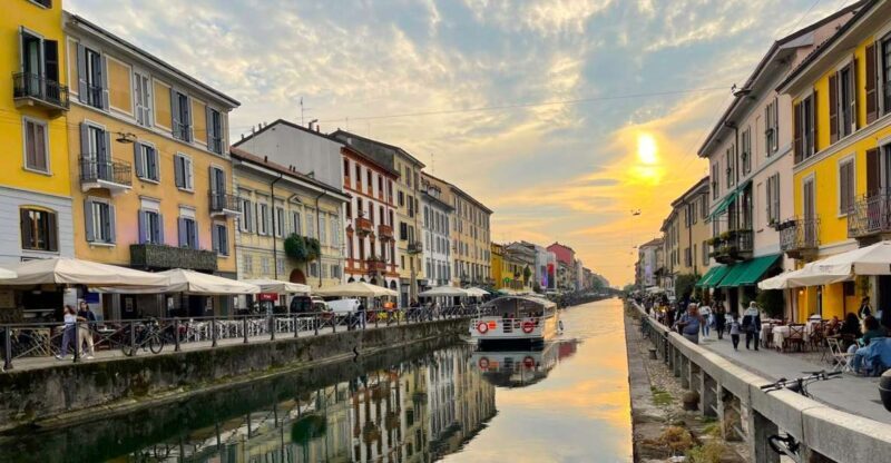Milan: Navigli Canal Boat Cruise - The Commentary and Onboard Experience