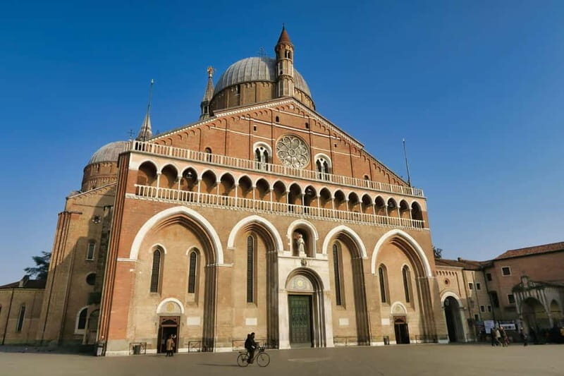 Milan Open Bus and typical tastings - The Basics of the Milan Open Bus and Tasting Tour