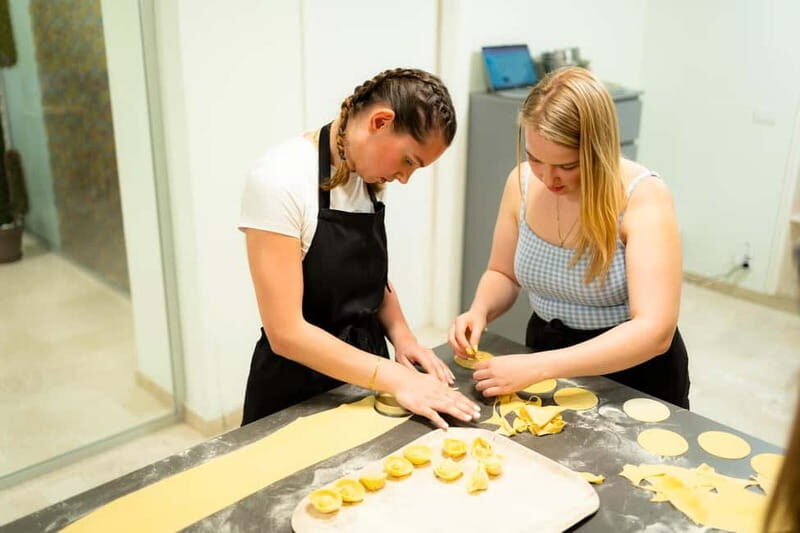 Milan: Pasta, Gnocchi and Tiramisù Cooking Class with Wine - What You Can Expect From This Cooking Class in Milan