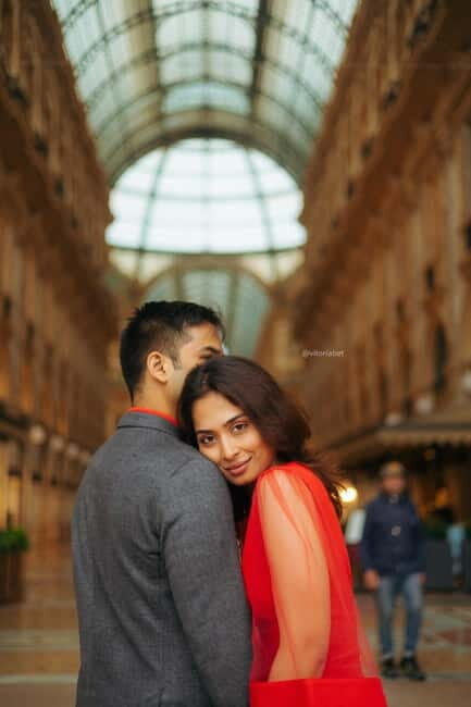 Milan: Photoshoot at the Duomo - Authentic Photography with a Personal Touch