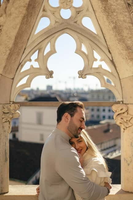 Milan: Photoshoot at the Duomo - The Experience on the Ground