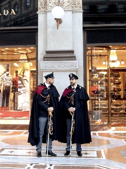 Milan Postcard Viewpoints Walk with Locals - Travel Bloggers - The Sum Up