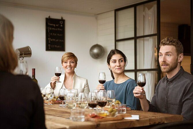 Milan Private 3-Hour Tour with Duomo, Food & Wine Tasting - Key Points