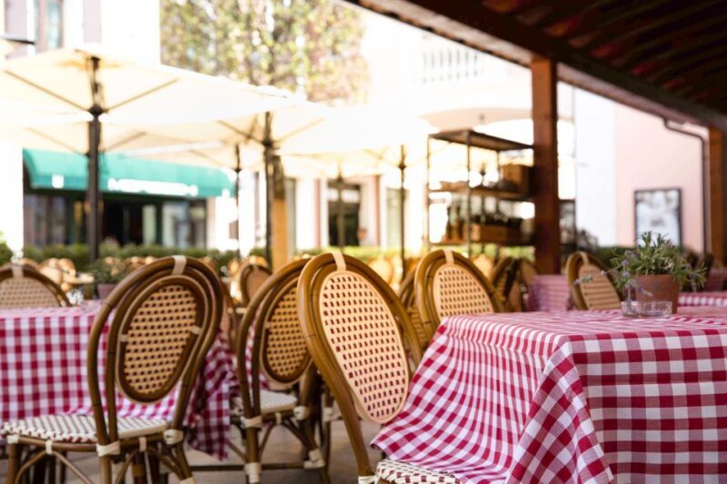 Milan: Private Guided Wine Tasting Tour with Optional Snacks - Key Points