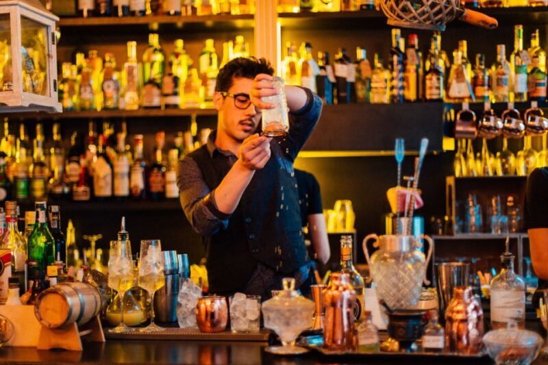 Milan: Private Tour with Drinks & Bites in Centro Storico - Why Tour Participants Loved It