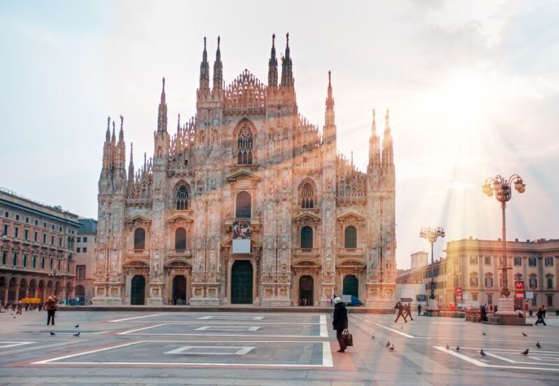 Milan: small group walking tour of the Duomo and city centre - An In-Depth Look at the Tour Experience