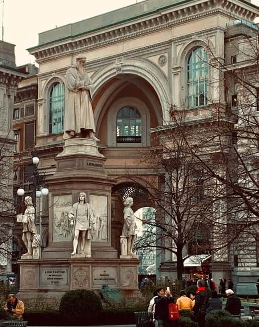 Milan: Walking tour of the historic center - What’s included and what’s not