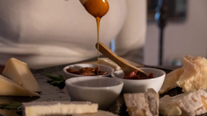 Milan: Wine Tasting Experience in the City Centre - Detailed Breakdown of the Tour