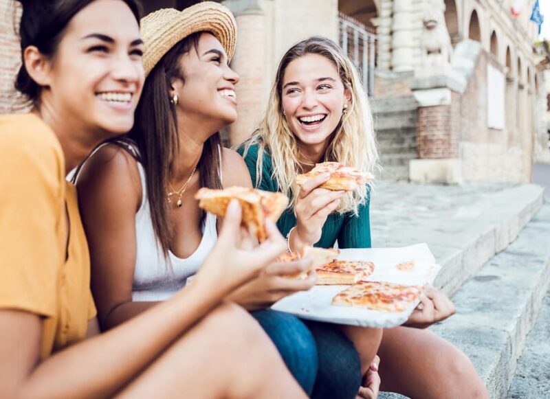 Milano Audio Guided Tour with Food Tasting box - Discovering Milan at Your Own Pace