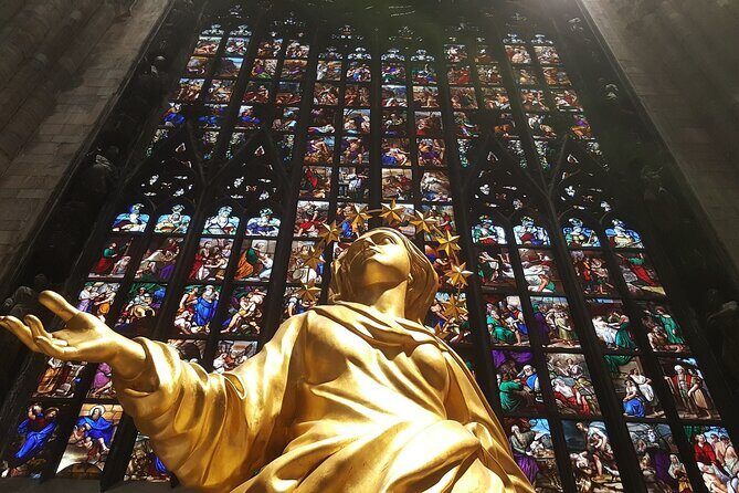 Milano Walking Tour with Audio and Written Guide by a Local - Who Should Consider This Tour?