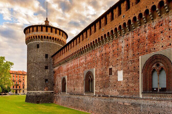 Milans Old Town and Top Attractions by Private Car - The Sum Up: The Smart Choice for a Comfortable, Insightful Visit