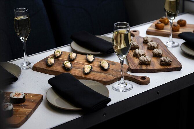 Milford Sound Business Class from Queenstown Cruise Lunch - An Unmatched Day in Fiordland