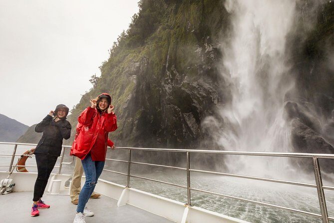 Milford Sound Coach & Cruise from Queenstown: Panoramic Views - FAQ