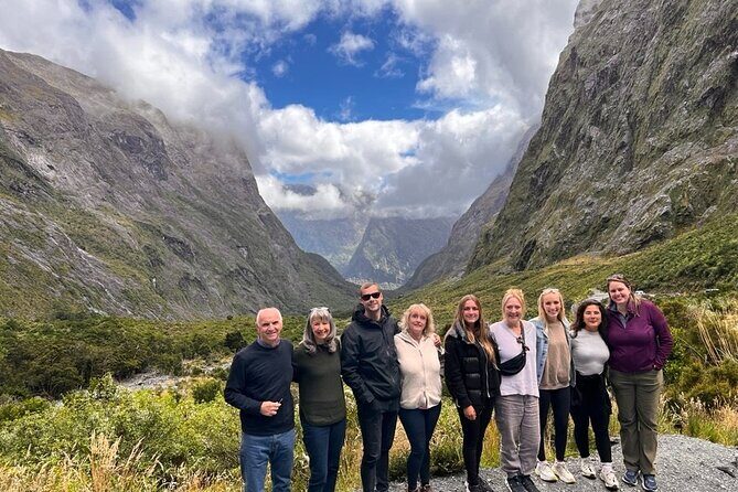 Milford Sound Full Day Tour from Te Anau with Cruise - Exploring the Scenic Journey: What Makes This Tour Stand Out