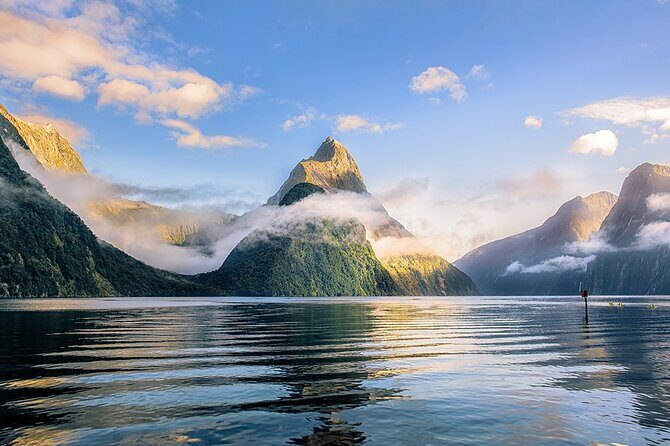 Milford Sound Luxury Lunch Cruise onboard The Fiordland Jewel - The Crew and Service