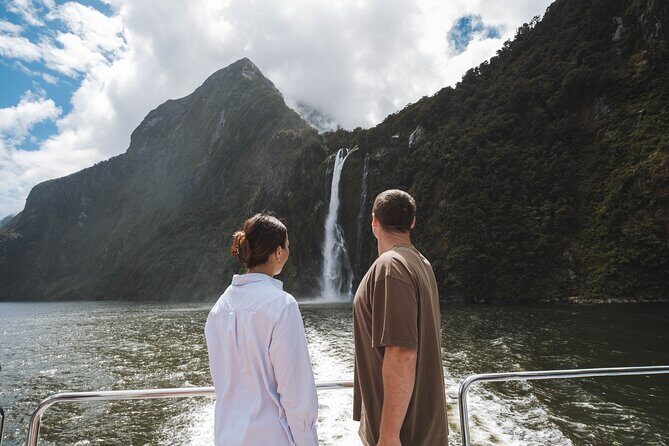 Milford Sound Nature Cruise with Cascade Room Upgrade - FAQ
