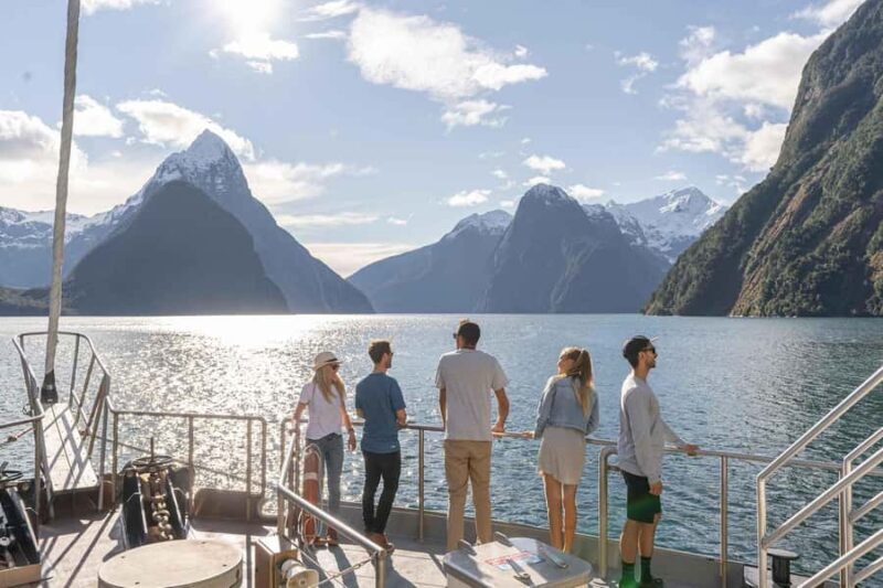 Milford Sound: Overnight Cruise with Water Activities - The Overnight Experience and Return