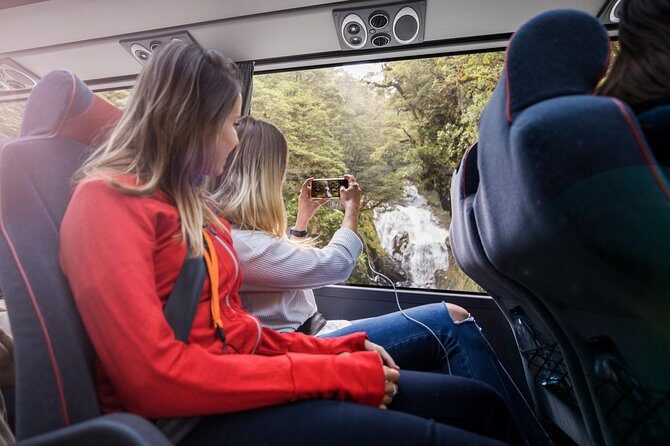 Milford Sound Premium Coach and Cruise with Lunch from Te Anau - The All-Important Lunch Break