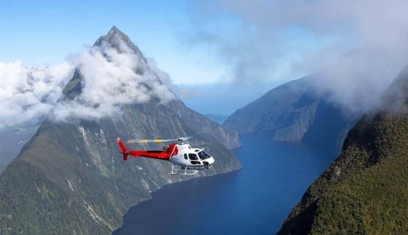 Milford Sound Scenic Helicopter Flight with Landing - Key Points