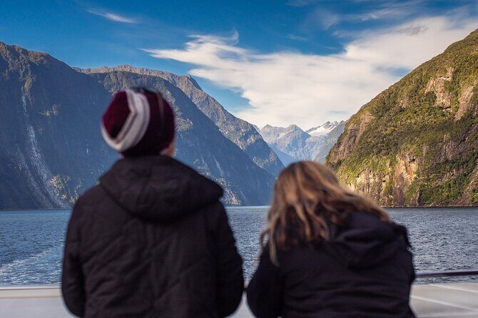 Milford Sound Small Group Tour, Cruise & Picnic Lunch - Key Points