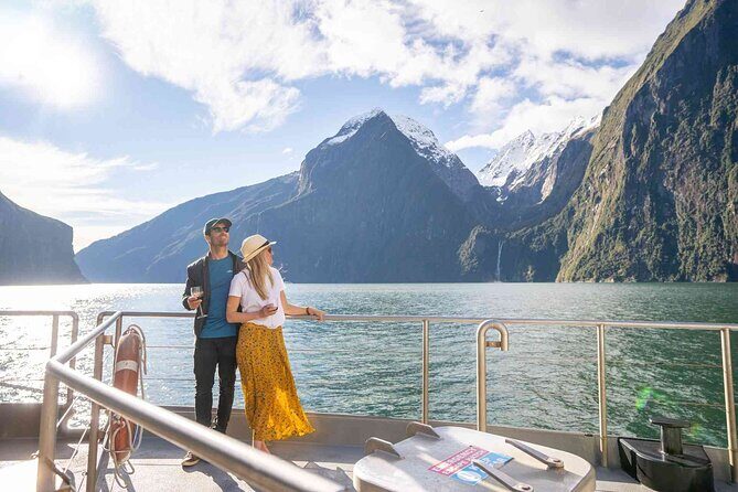 Milford Sound Tour from Queenstown with Cruise - Exploring Milford Sound from Queenstown: What to Expect