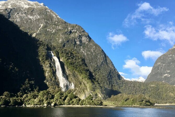 Milford Sound Tour from Queenstown with Scenic Cruise - Who Will Love This Tour?
