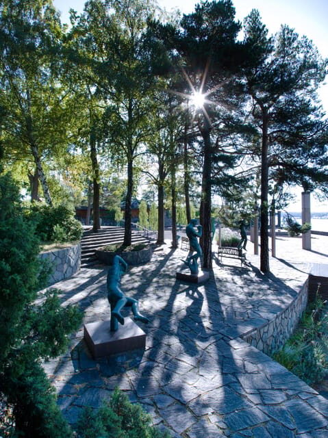 Millesgården Museum: sculpture park and art galllery - The Sculpture Park: Art in Bloom and Fountains in Motion