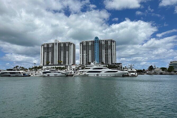 Millionaire Homes Miami Favorite Boat Cruise - Who’s This Tour Best For?