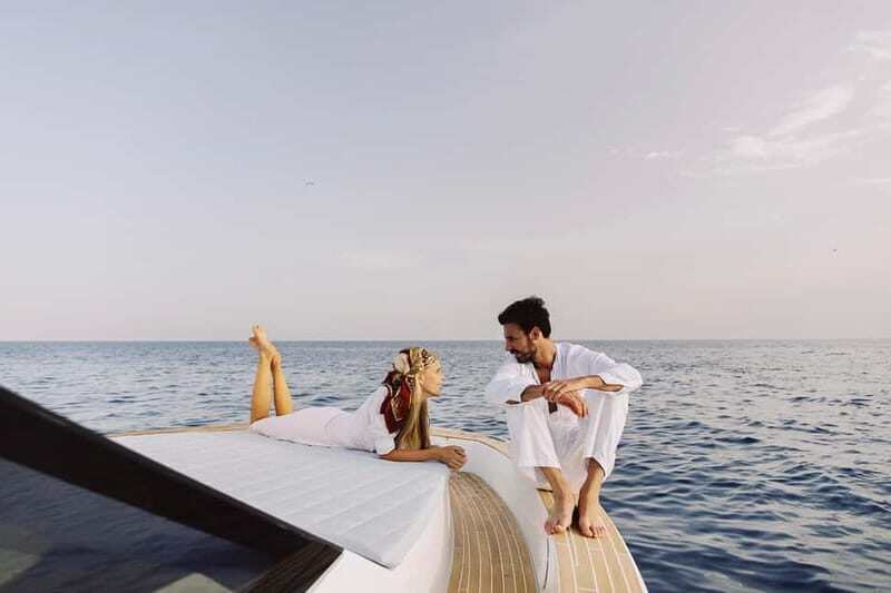 Milos Cyclades Luxury private cruises - Comfort and Convenience