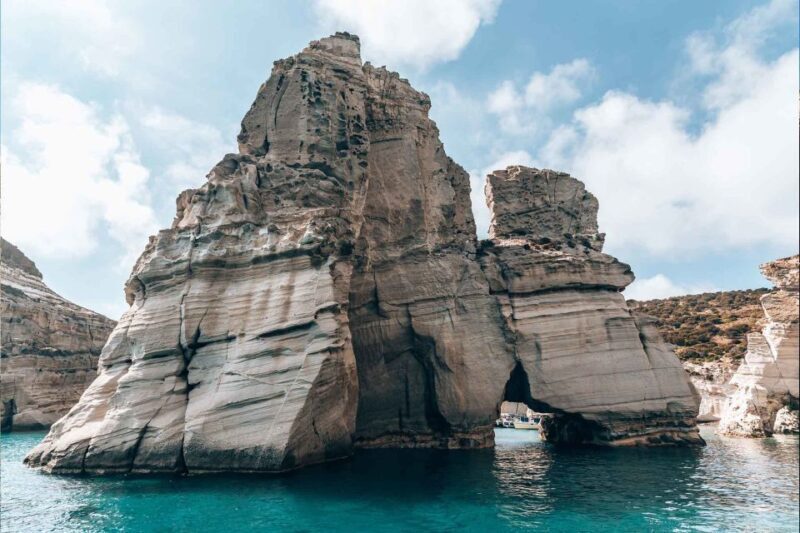 Milos: Full-Day Catamaran Cruise with Paddle Board - Food and Drinks — A Highlight
