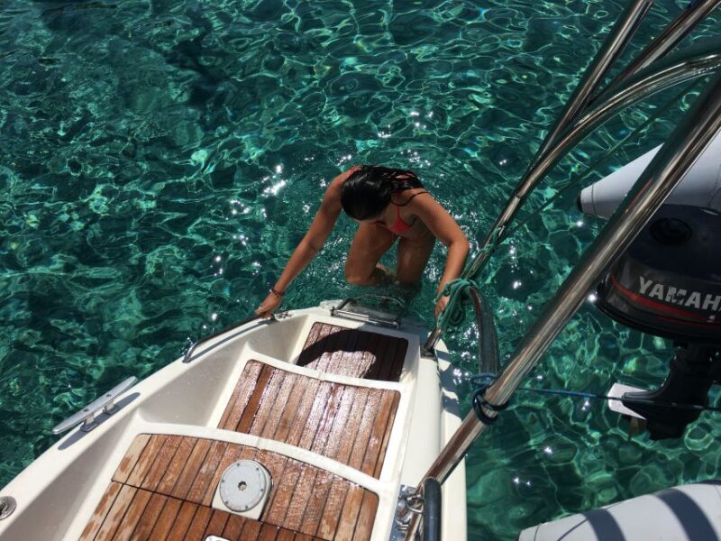 Milos: Half-Day Morning Catamaran Cruise to Kleftiko - FAQ