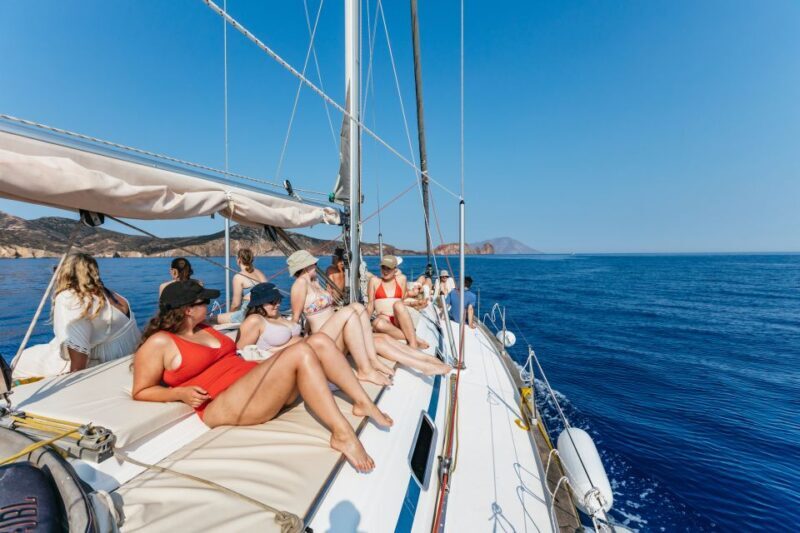 Milos: Kleftiko Cruise with Meal, Drinks and Photos at Sykia - FAQ