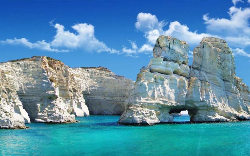 Milos: Kleftiko Sunset Catamaran Cruise with Meal & Drinks - Practical Tips for Booking