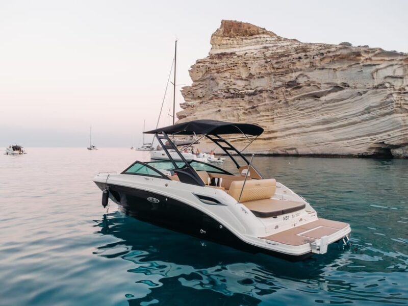 Milos: Luxury Private CruiseKleftiko Sarakiniko Poliegos - Authenticity and Comfort on the Water