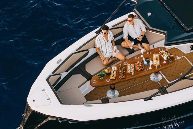 Milos: Private Yacht TourKleftiko Sarakiniko Poliegos - Exploring Milos from the Deck: What You Can Expect