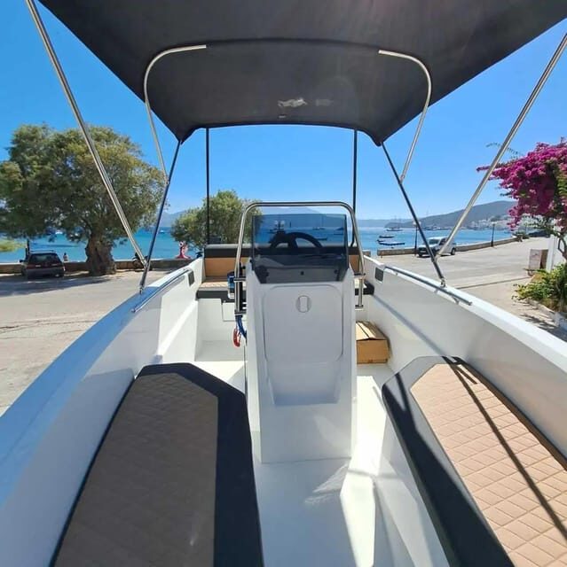 Milos: Rent a boat with or without Skipper - Authentic Feedback from Travelers