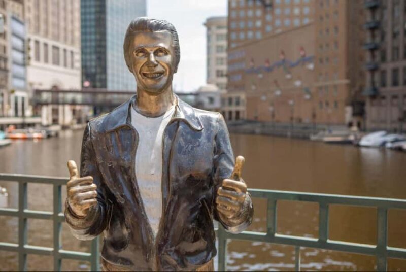 Milwaukee: Local Food Tour of 5 Delicacies & a Secret Dish - Key Points