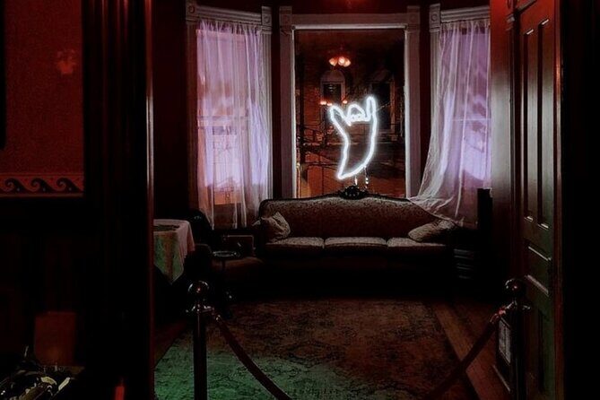 Milwaukee Private Ghost Tour - Key Points