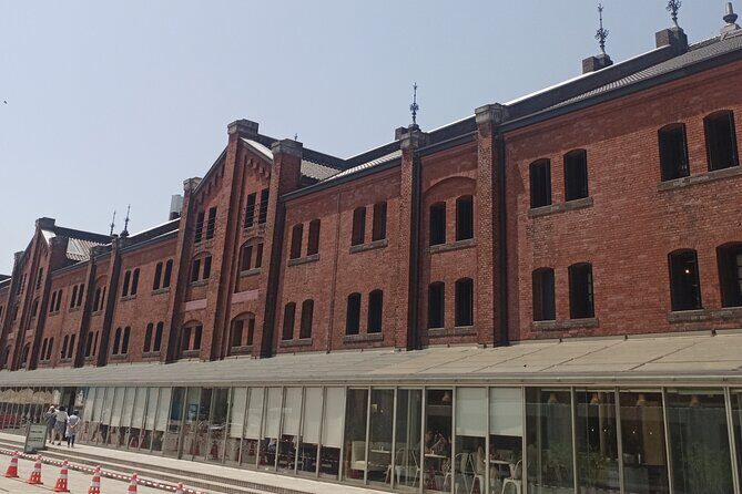 Minato MIrai and Sakuragicho Guided Tour with Lunch and Coffee - Key Points