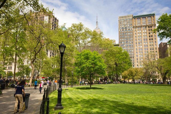 Mini Private Secondhand Shopping Tour in NYC - includes up to 6 - Discovering Secondhand Chic in New York City: A Practical Review of the Mini Private Shopping Tour