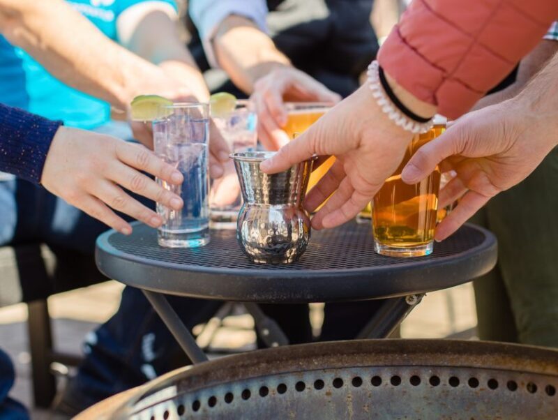 Minneapolis: History and 4-Bar Crawl Guided Walking Tour - The Value of a Guided Experience