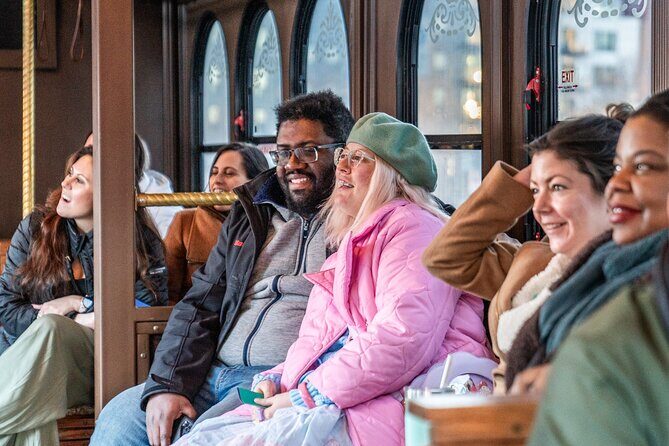 Minneapolis Narrated Scenic Sightseeing Trolley Tour - An Engaging Journey Through Minneapolis