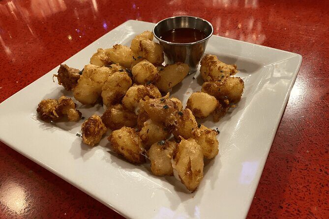 Minneapolis Skyway Afternoon Snacks - An Insider’s Look at the Minneapolis Skyway Afternoon Snacks Tour