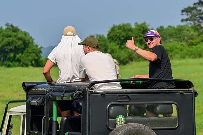 Minneriya National Park halfday Safari - A Closer Look at the Minneriya Safari Experience