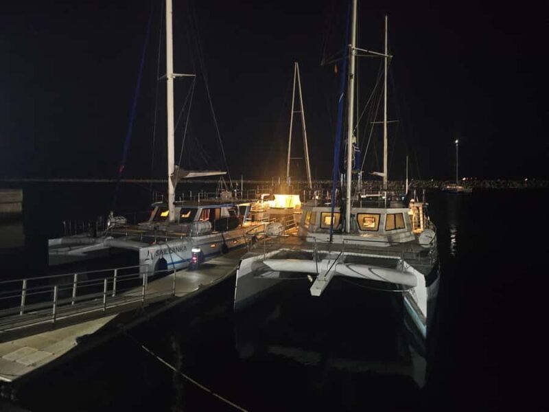 Mirissa: Stargazing Yacht Cruise with Dinner and Wine - Key Points