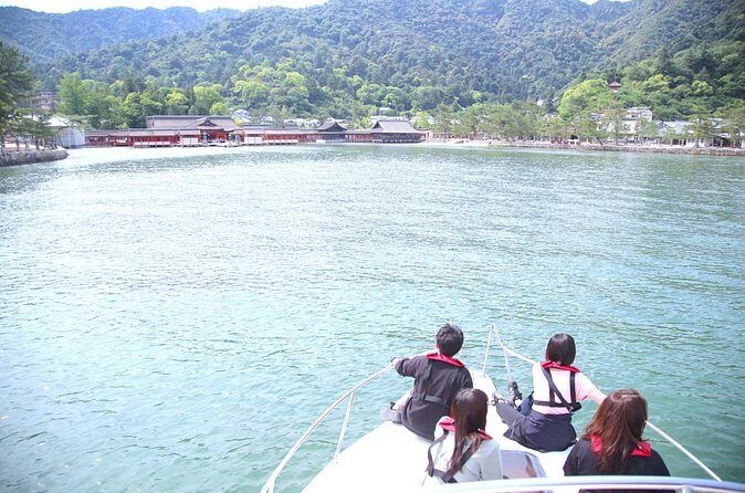 Miyahama Onsen Cruise Tour to the Otorii with Drone Shooting - FAQ